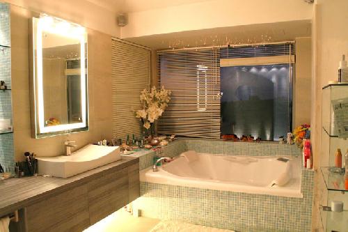 Mozaic Pe Plasa Pentru Baie (brasov), Sc Rocas Decor Srl