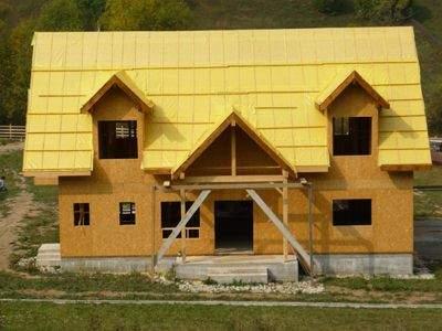 structuri de case placate cu OSB | structuri case din lemn