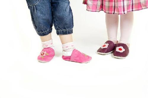 Papuci De Casa Copii, Mini Mondo Srl