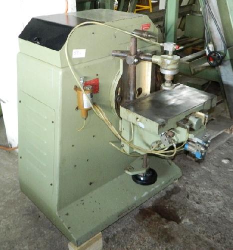 Masina De Gaurit Si Scobit, Cu Avans Pneumatic, Tehnoholz Group Srl