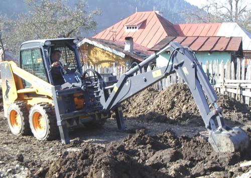 Mini Incarcator 2044, Brett Motors