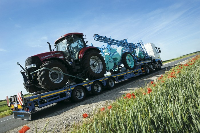 Transport utilaje agricole | TRANSPORT UTILAJE