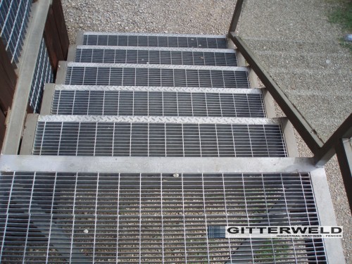 Trepte din Gratar Metalic TIP SP si P | Gratare Metalice