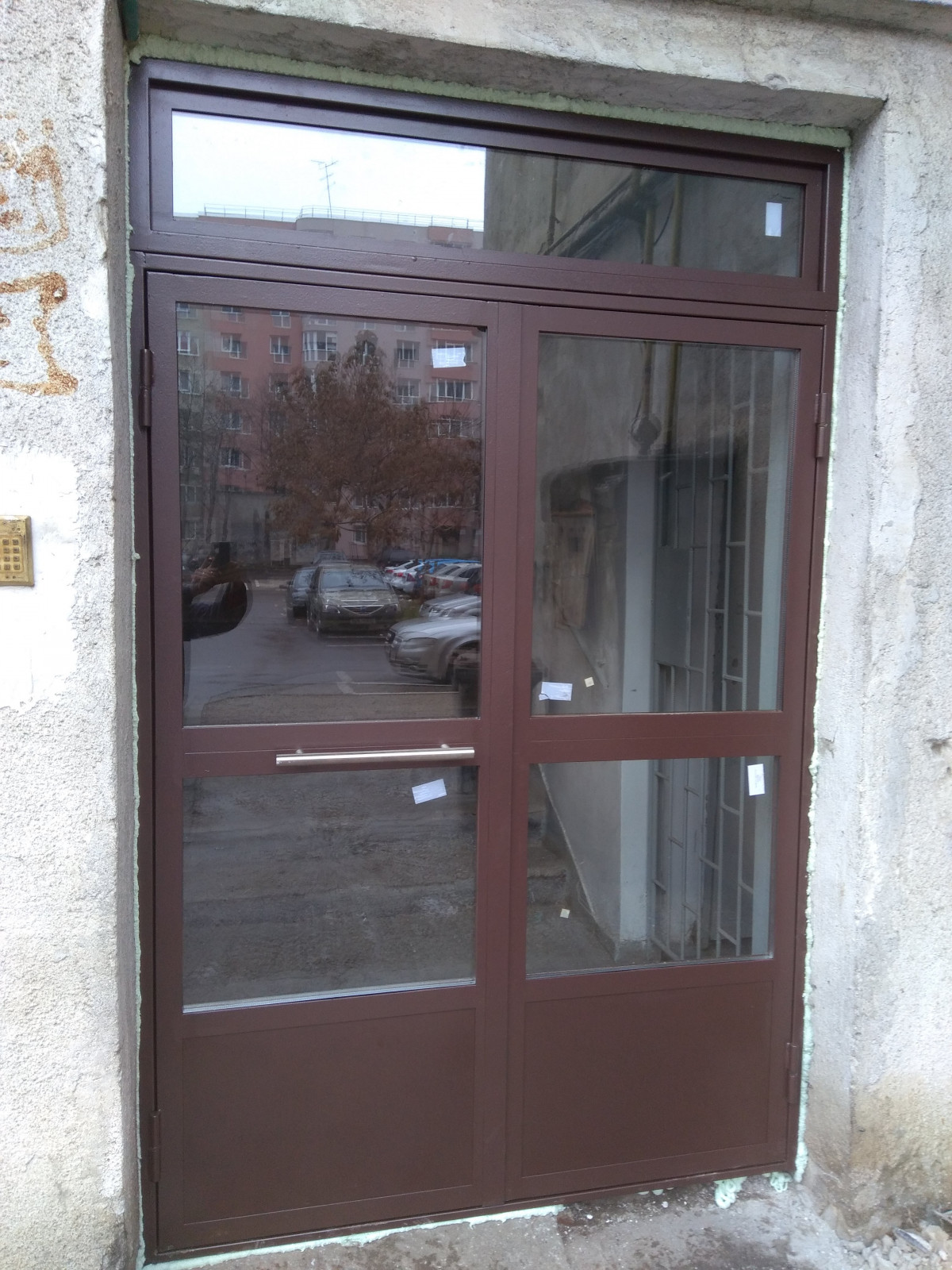 Usi Usa Scara Bloc Trafic Intens, Producator, Usi Usa Scara Bloc Trafic ...