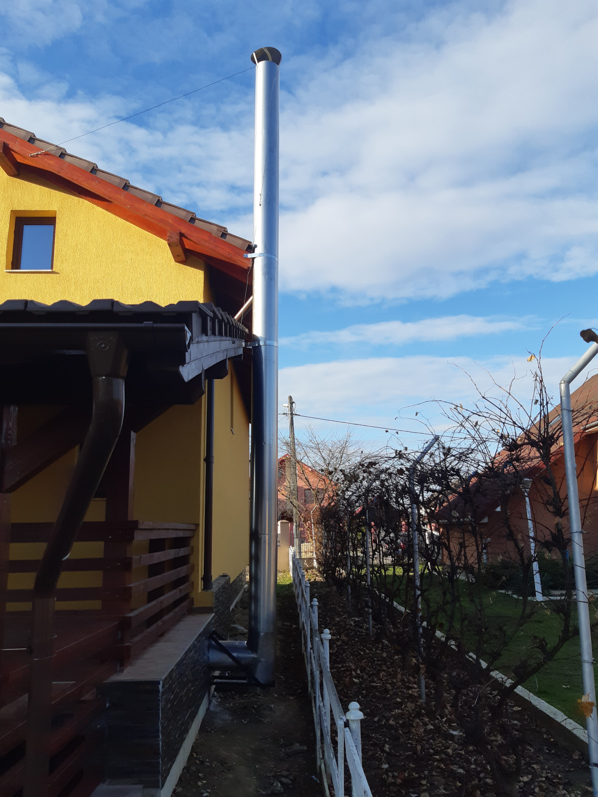 Cos De Fum Inox Izolat, Producator, Bendis Srl