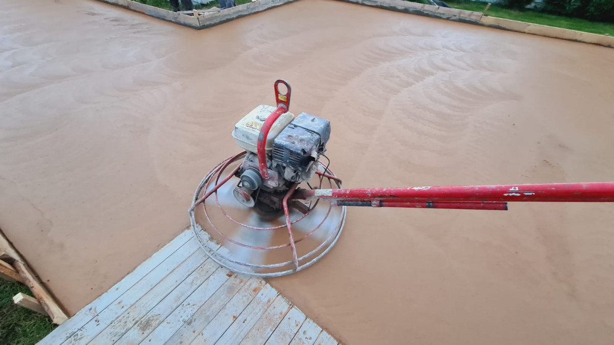 Turnare Beton Finisat Mecanic - Elicopterizat Cu Cuart. Turnari Beton ...