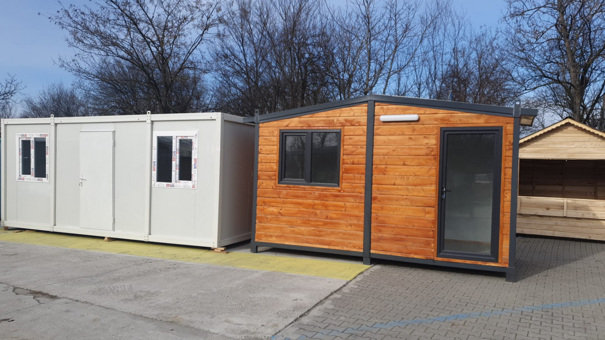 Container modular si container de lemn pe structura metalica ...