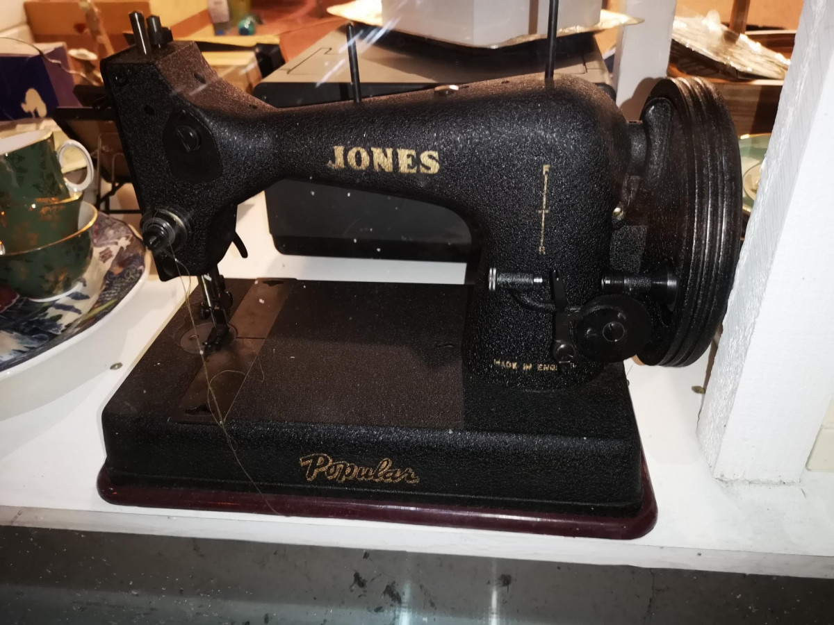 Produse Second Hand :decoratiuni, Produse Vintage, Bijuterii,vesela ...