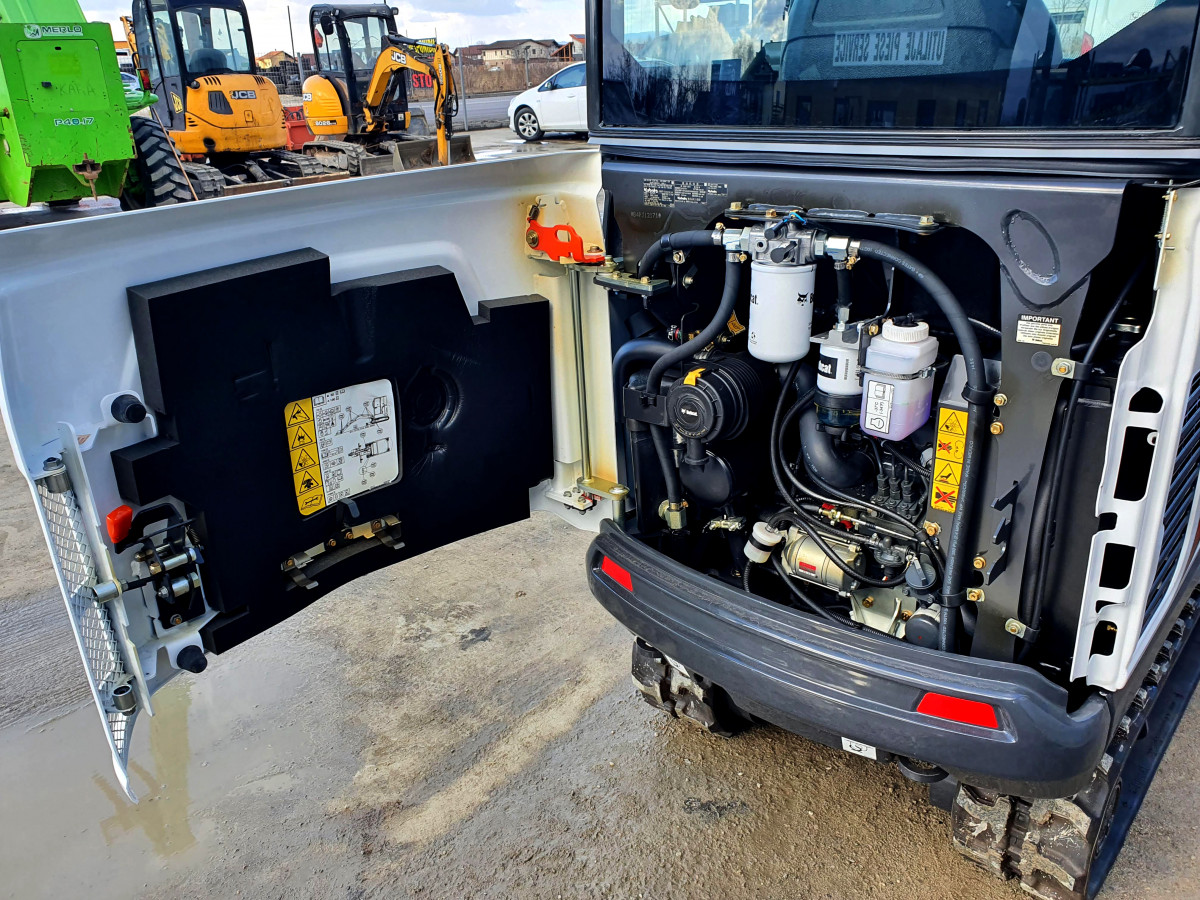 Mini Excavator (1,8t) Bobcat E17 V Cu Picon Nou - 2021 - Dobanda 3,5% ...