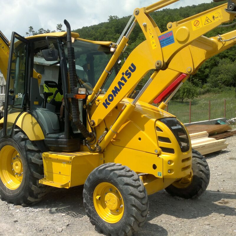 Buldoexcavator Multifunctional, Furnizor, Sc Piscan Srl