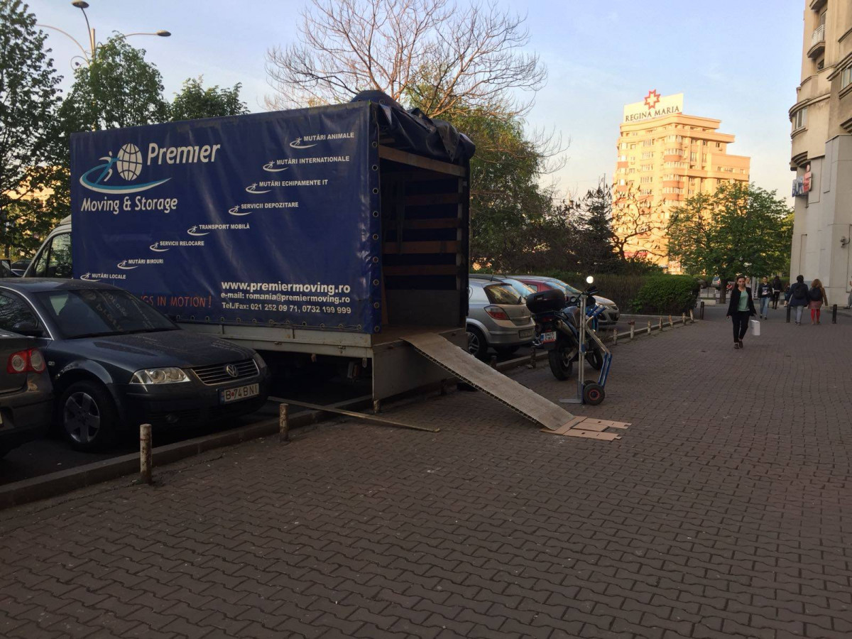 Transport Colete Door To Door, Sc Premier Moving Storage Srl