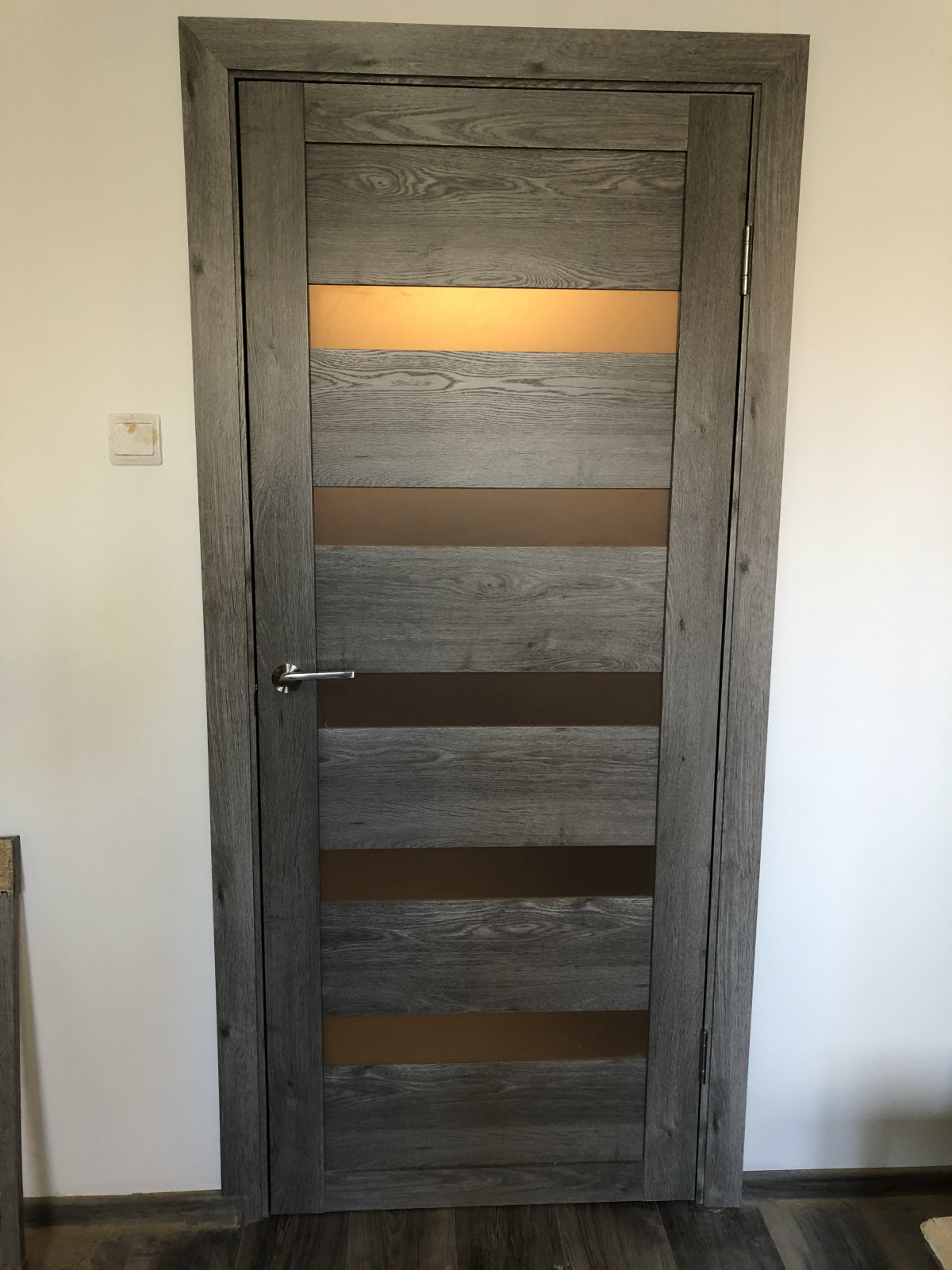 Montaj montaje montez usi de interior metalice si pvc , Timisoara | Usi ...