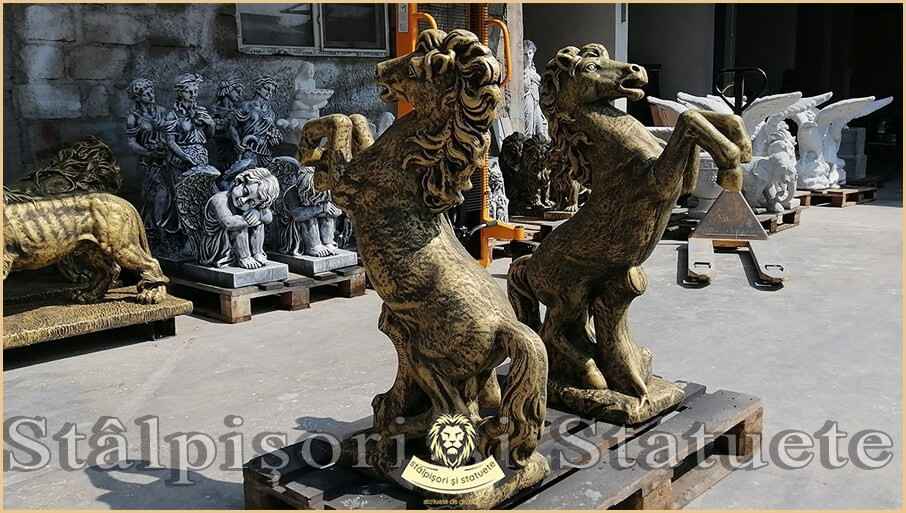 Statueta Calut Mediu, Auriu Patinat, Model S37., Producator, Stalpisori ...