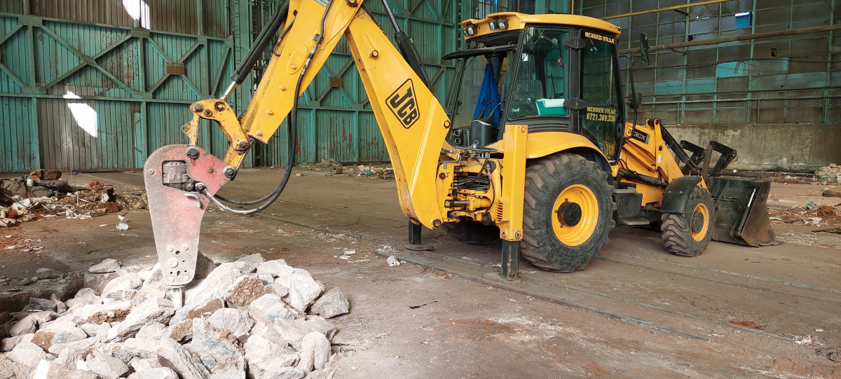 Buldoexcavator Cu Picon Bucuresti Si Ilfov, Sc Trans Udroiu S.r.l.